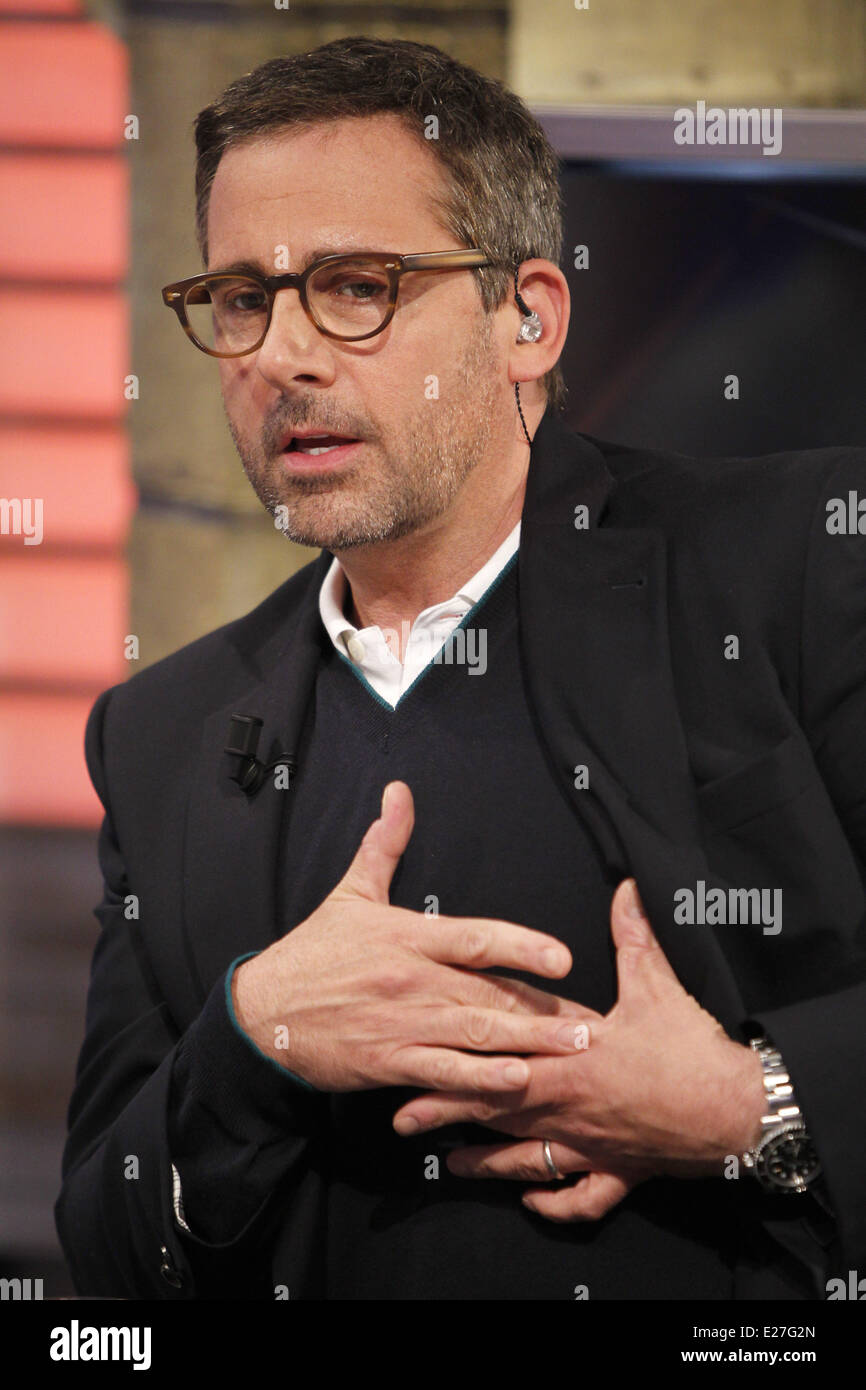 Steve Carrell appears on the Spanish TV show 'El Hormiguero' to promote ...