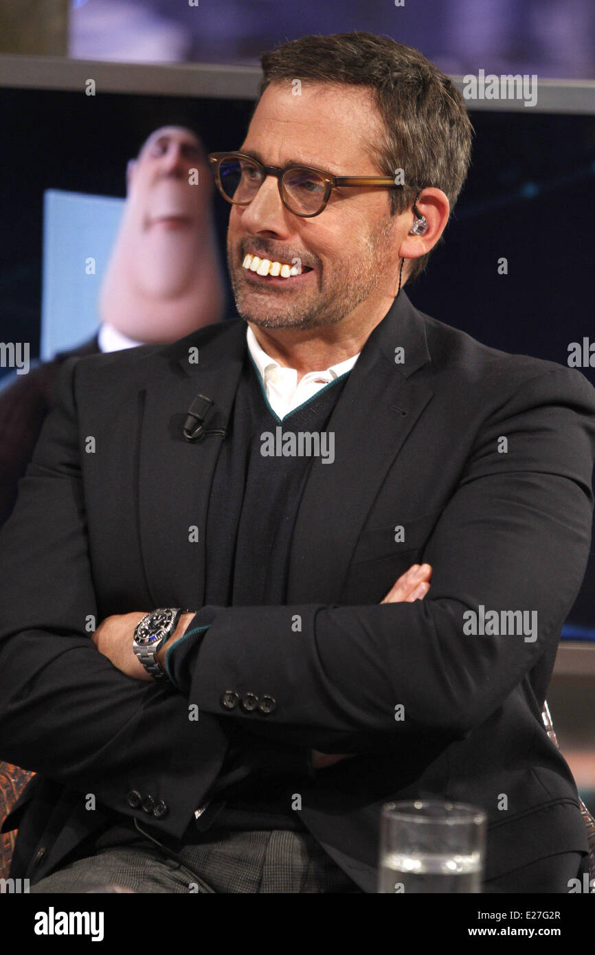 Steve Carrell appears on the Spanish TV show 'El Hormiguero' to promote ...