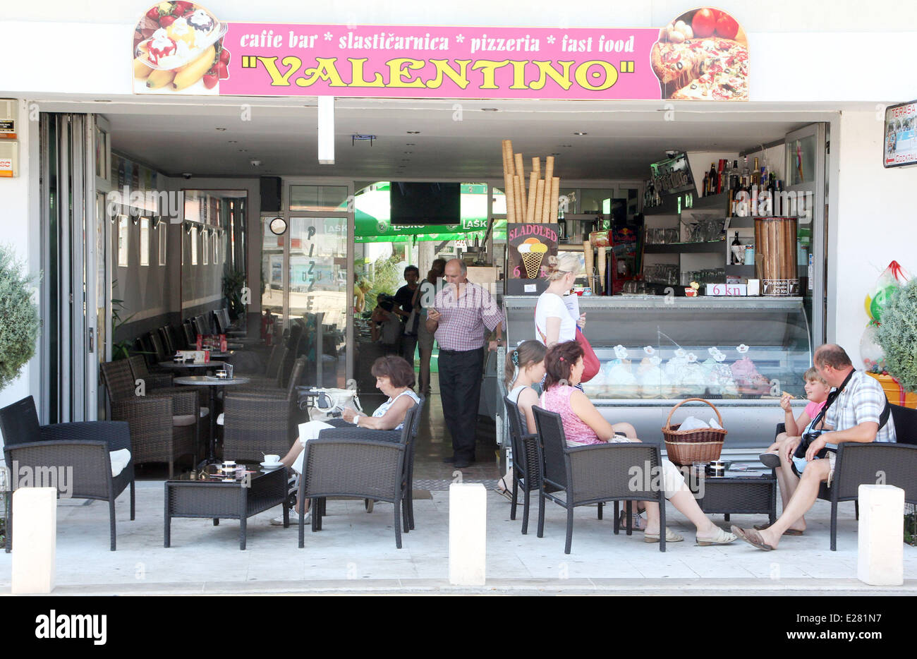 FACEBOOK 'FLAVOURED' ICE-CREAM Customers in Croatia are licking their ...