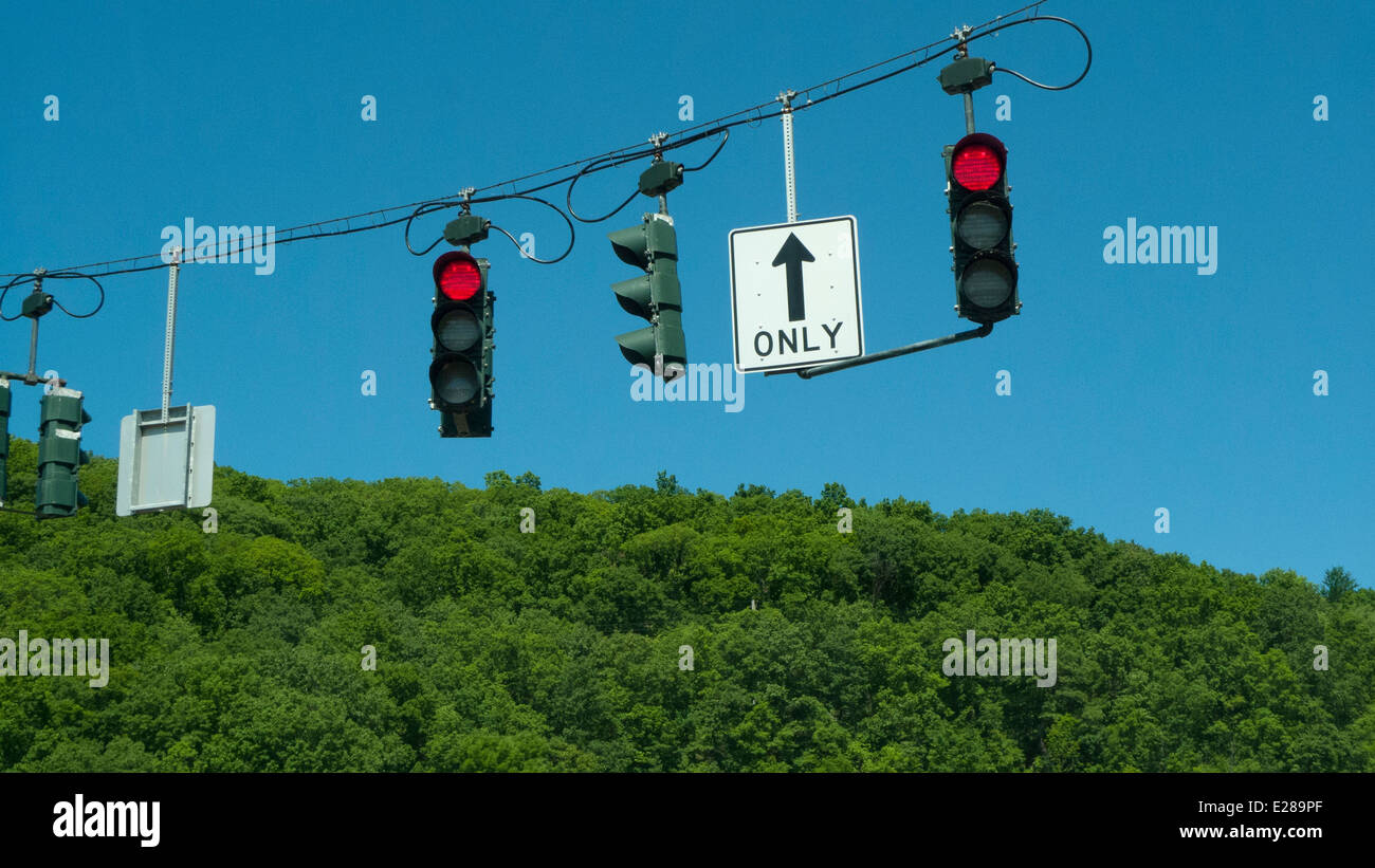 Lights hang wire sign hi-res stock photography and images - Alamy
