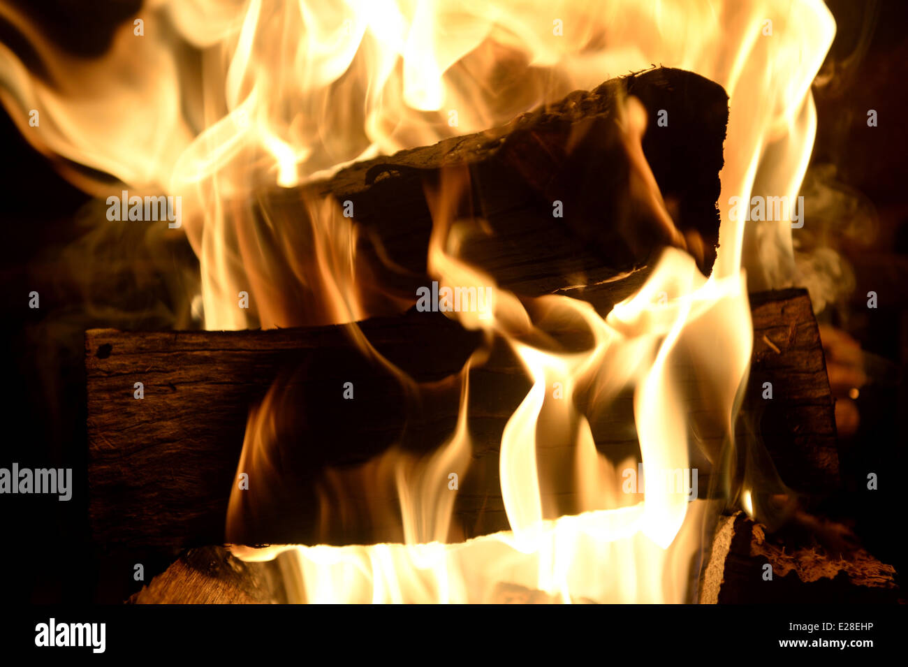 Fire warm up africa hi-res stock photography and images - Alamy