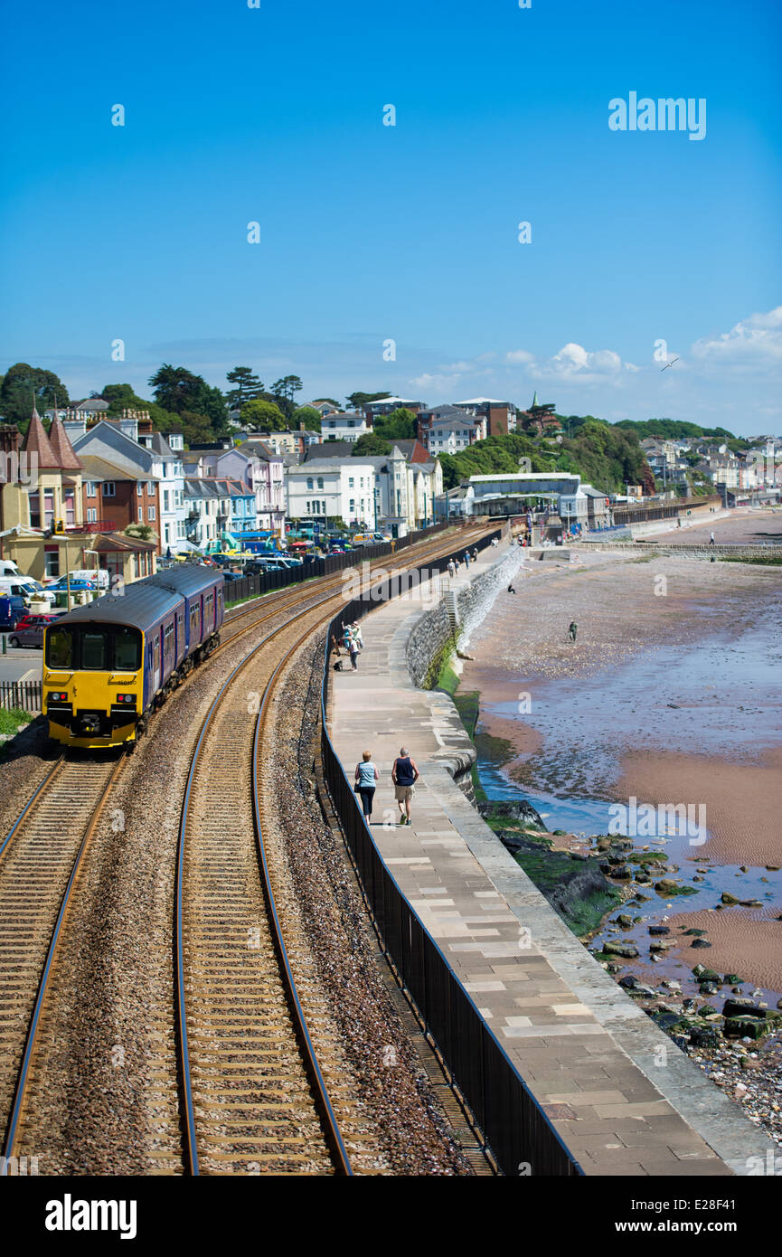 Dawlish railway hi-res stock photography and images - Alamy