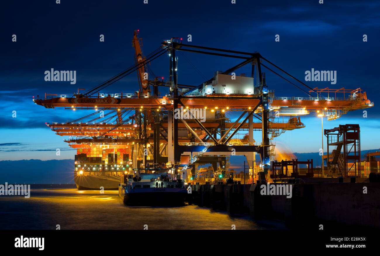 Cosco hope hi-res stock photography and images - Alamy