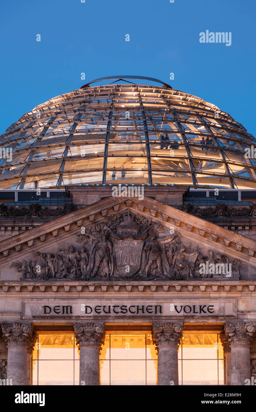 Reichstag dome hi-res stock photography and images - Alamy