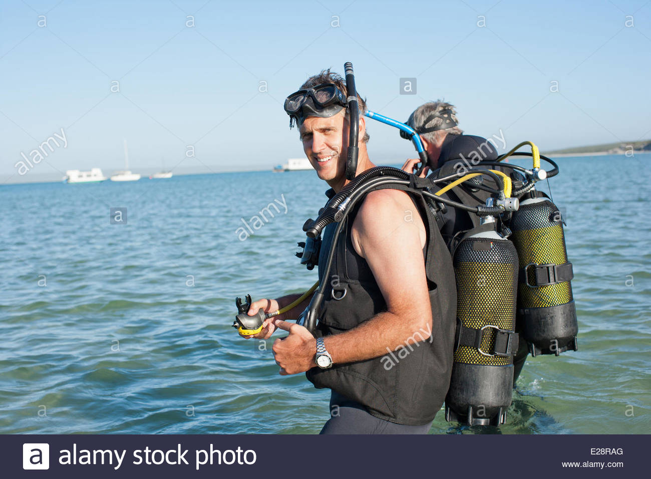Wetsuit Snorkeling Stock Photos & Wetsuit Snorkeling Stock Images - Alamy