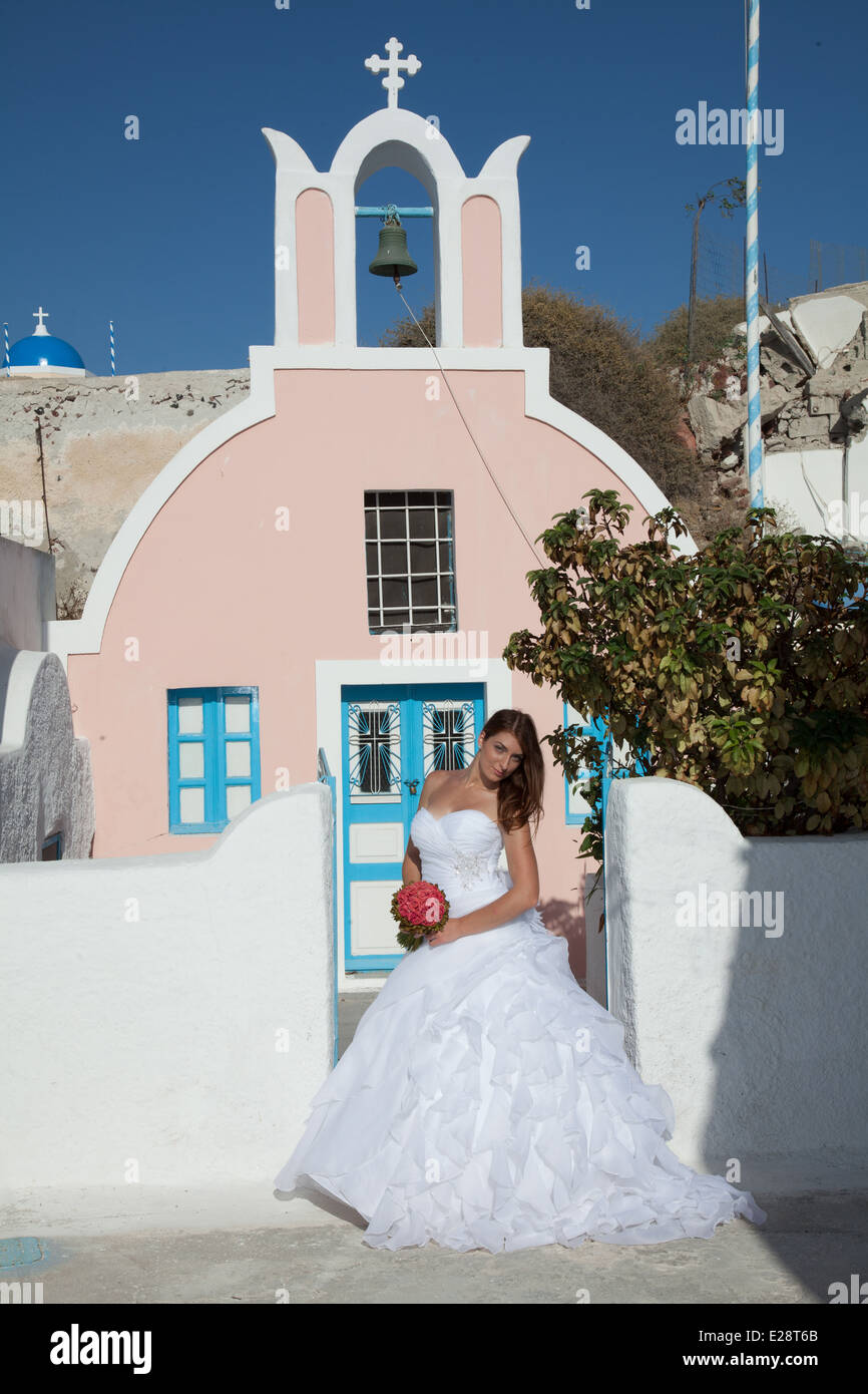 Model bride in Santorini,Greece Stock Photo - Alamy