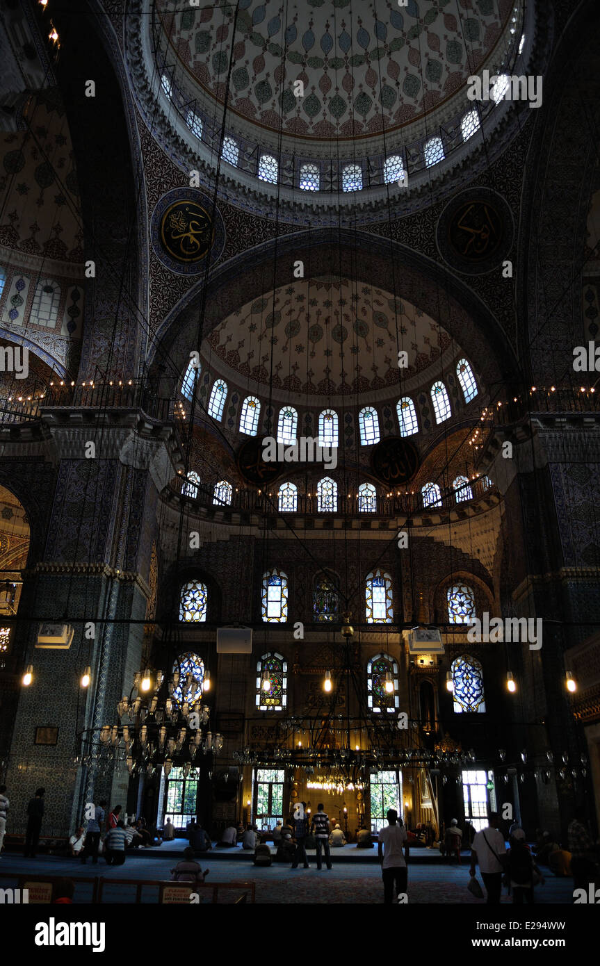 New mosque istanbul hi-res stock photography and images - Alamy