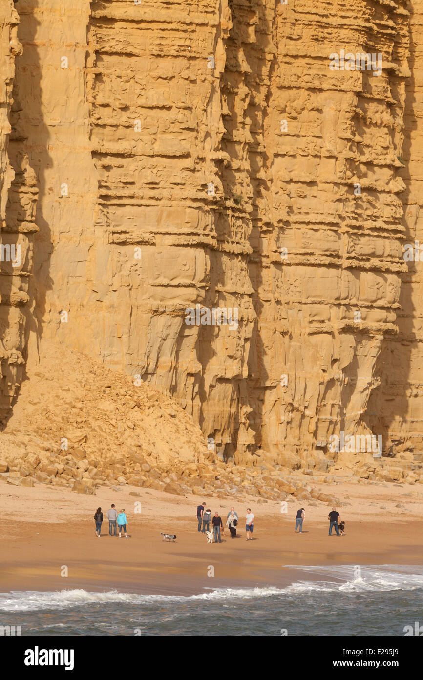 Rockfall uk hi-res stock photography and images - Alamy
