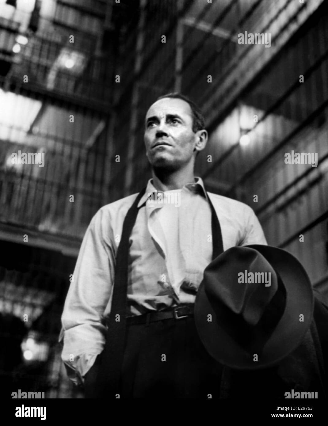 The Wrong Man - Henry Fonda - Director: Alfred Hitchcock - 1956 Stock ...