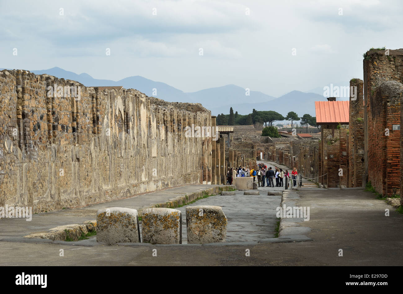 Excursion in the ancient city Pompeii Stock Photo - Alamy