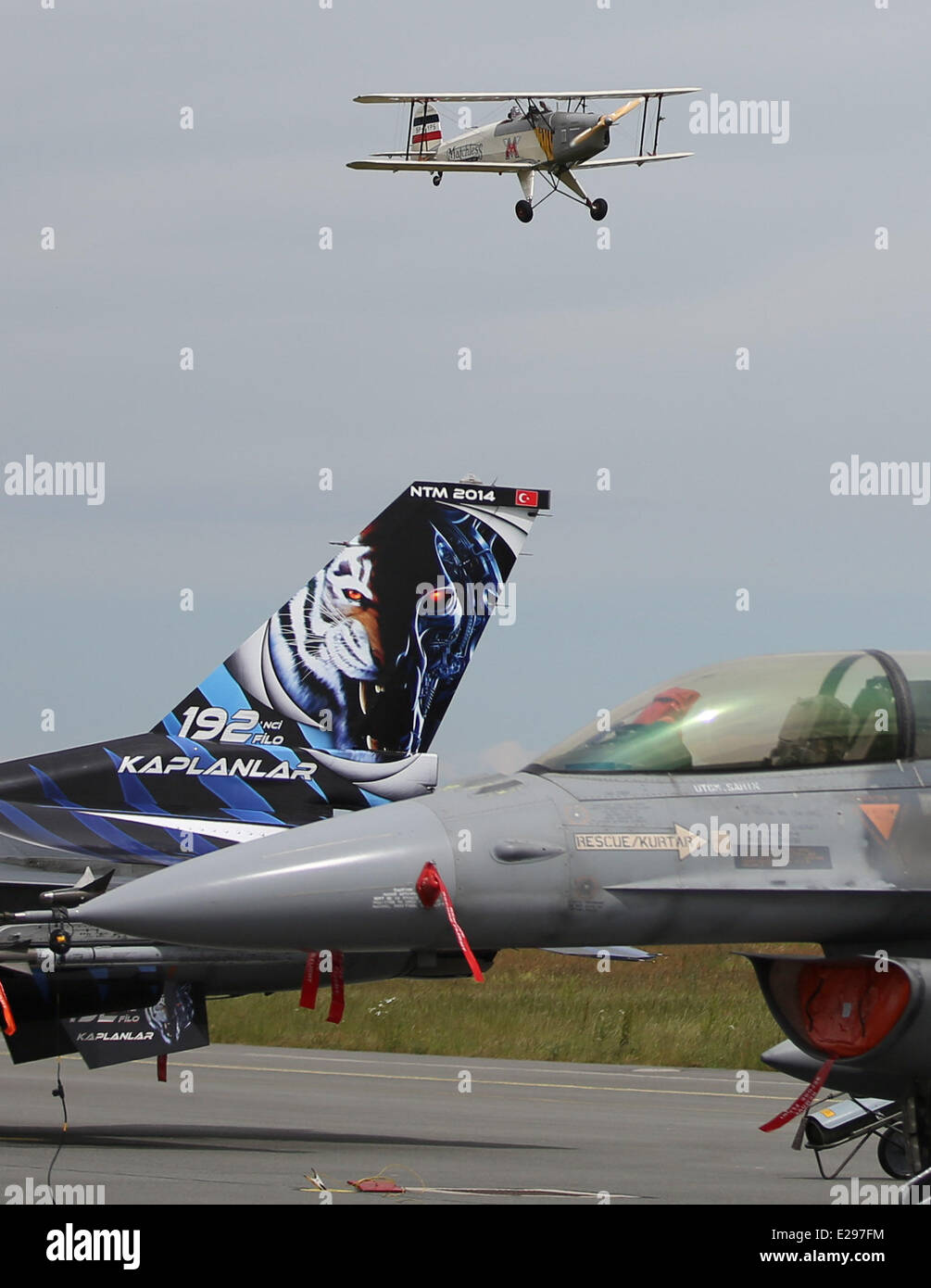 Double Decker Plane High Resolution Stock Photography and Images - Alamy