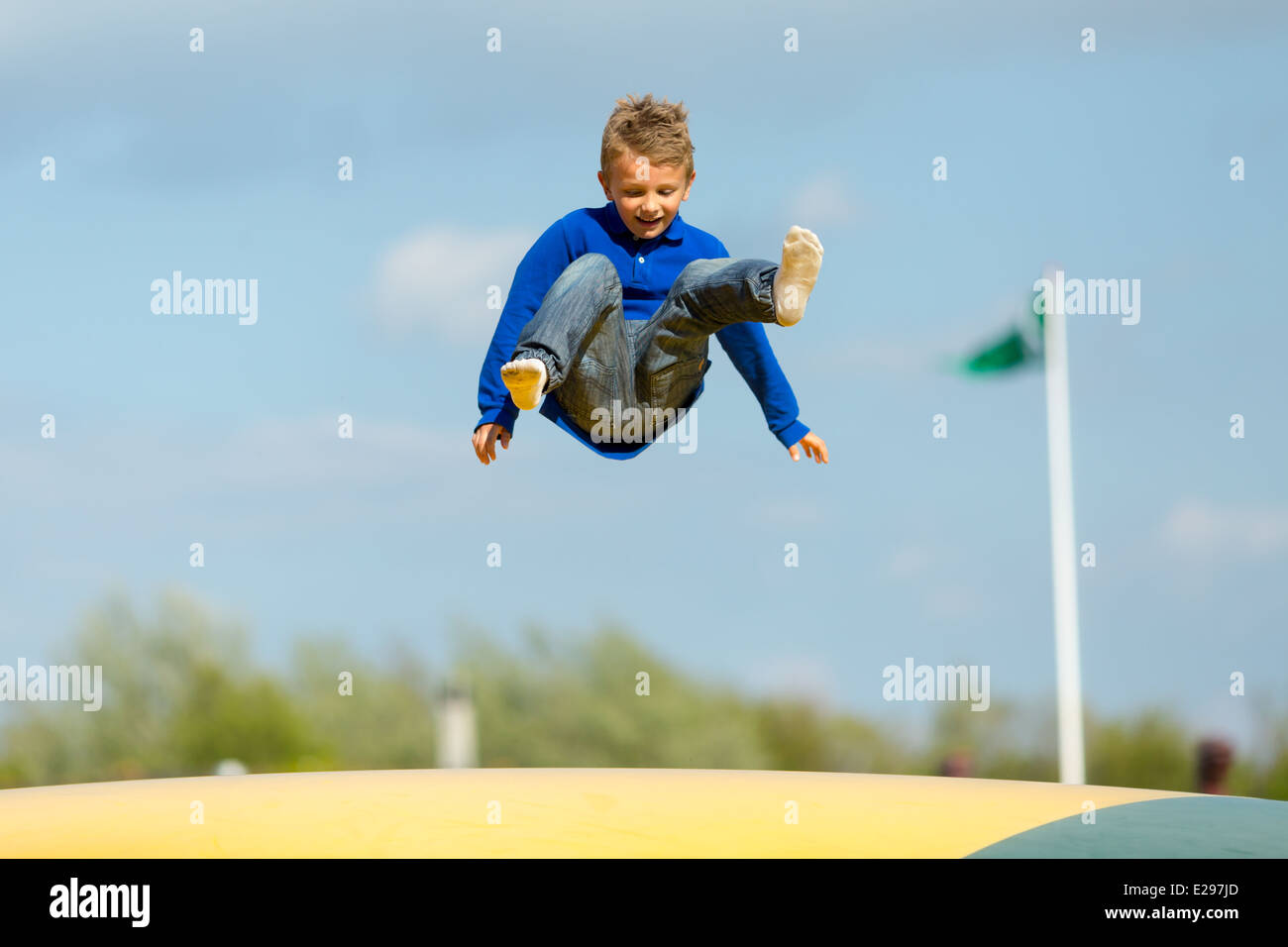 Kids Jumping Up And Down High Resolution Stock Photography and Images ...