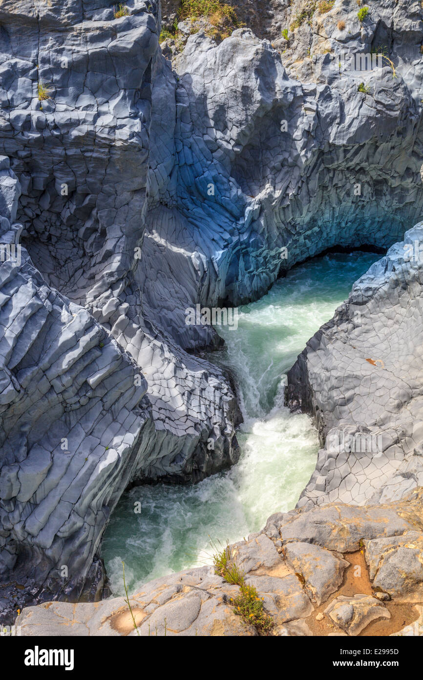 Columnar basalt formation in Alcantara river Stock Photo - Alamy