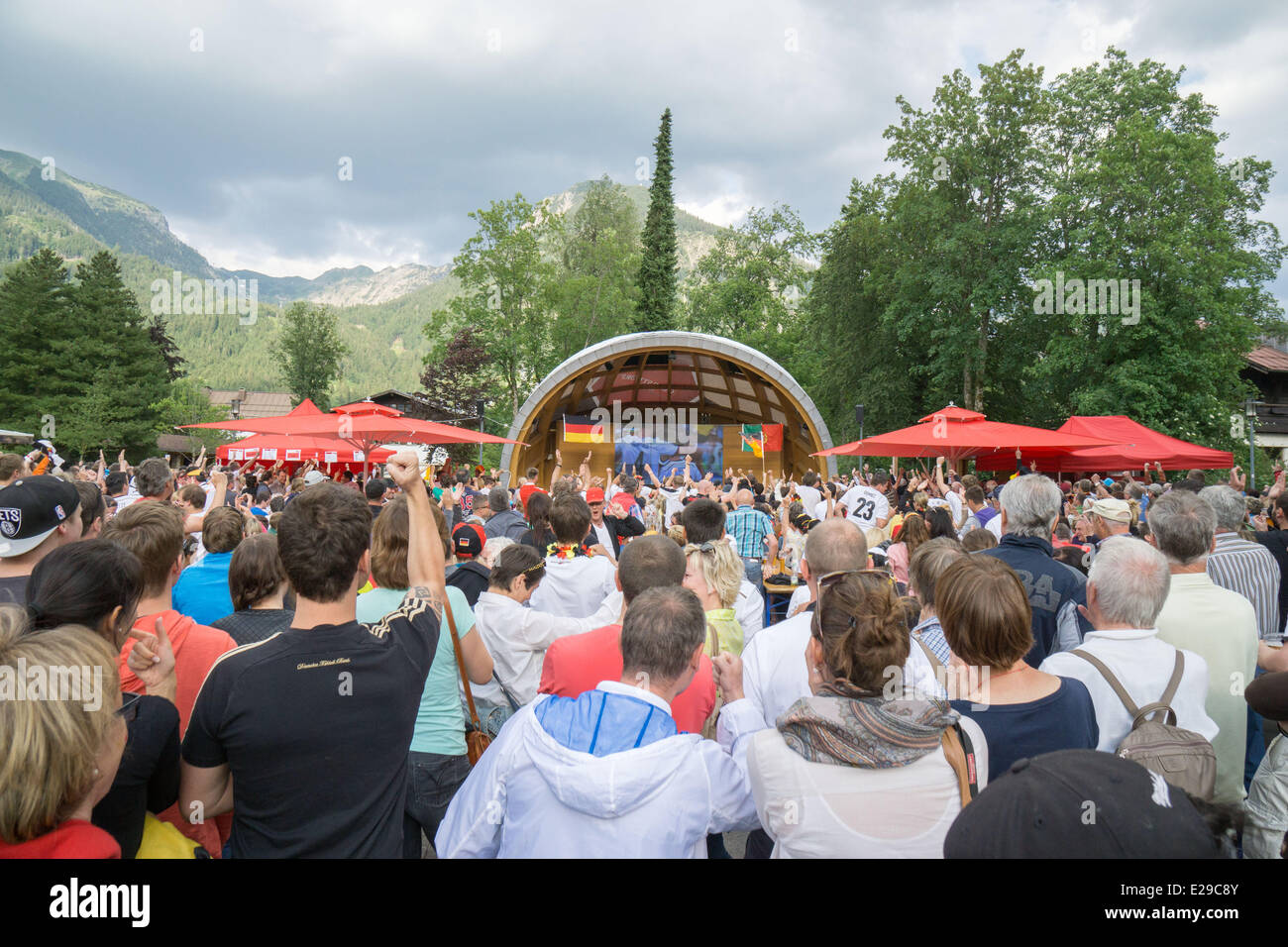 Germany world cup 2014 celebrate hi-res stock photography and images ...