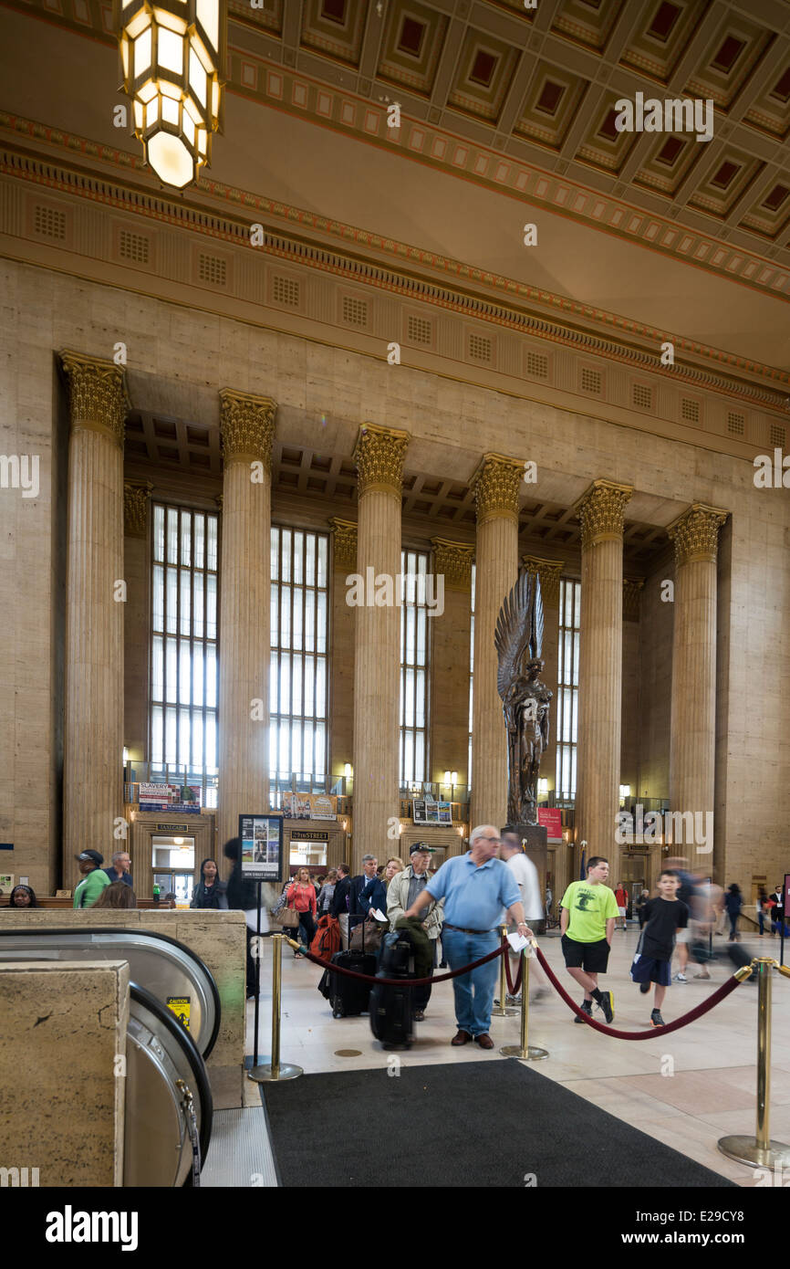 30th street station hi-res stock photography and images - Alamy