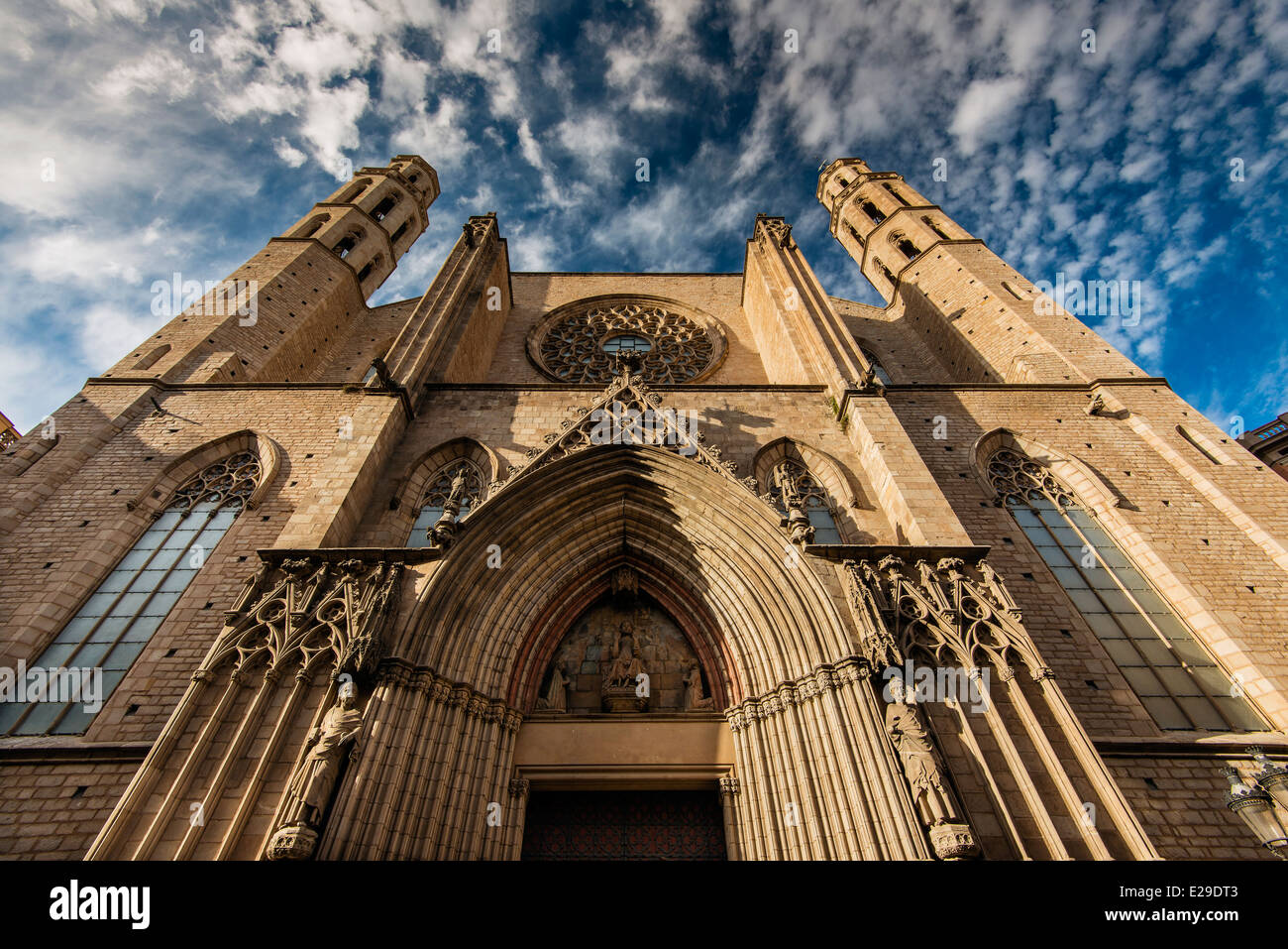 Facade of Santa Maria del Mar church, Born district, Barcelona ...