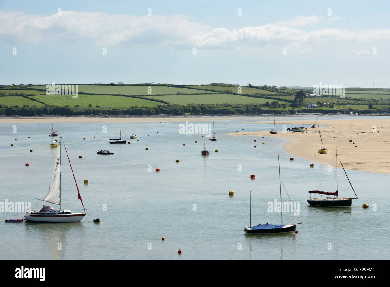 Rock cornwall hi-res stock photography and images - Alamy