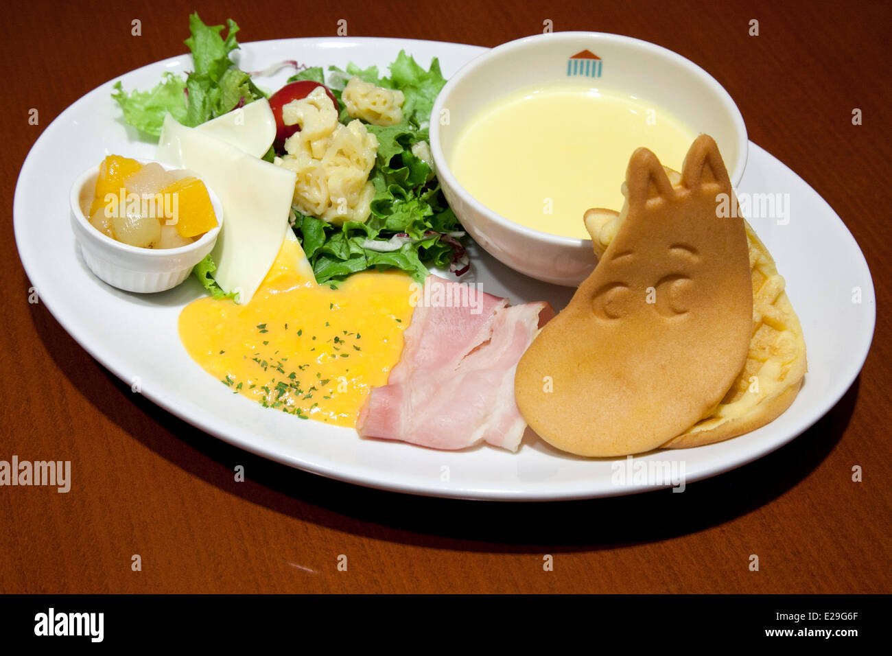 Tokyo, Japan. 17th June, 2014. The "Moomin waffle sand" at the Moomin ...