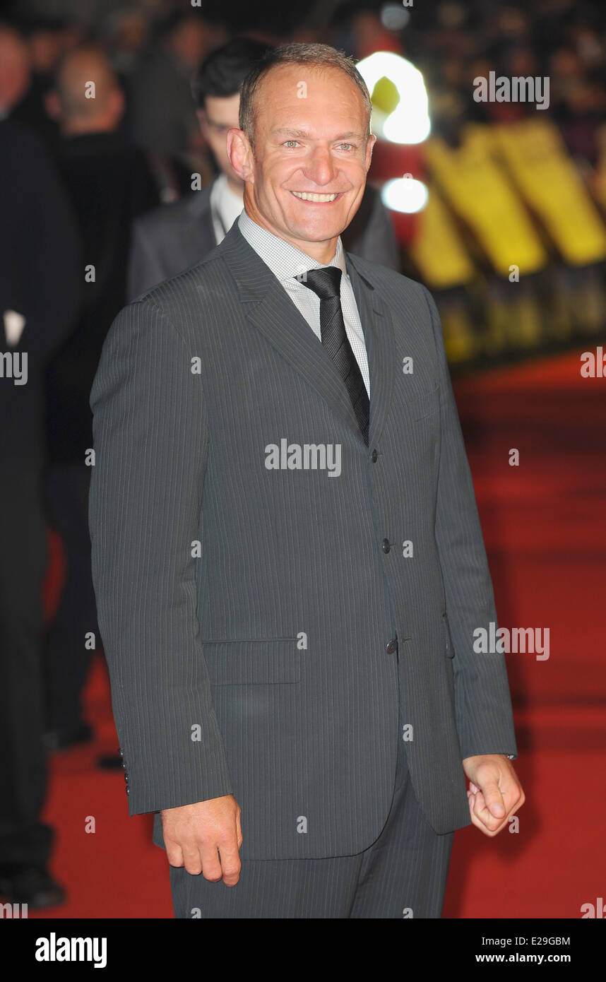Francois pienaar invictus film premiere hi-res stock photography and ...