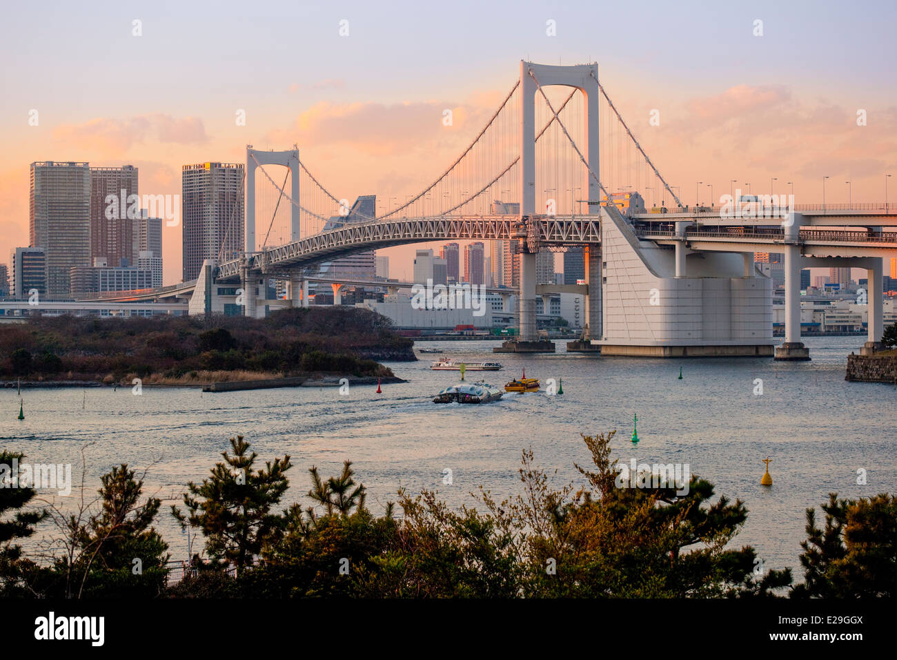 Minato japan hi-res stock photography and images - Alamy