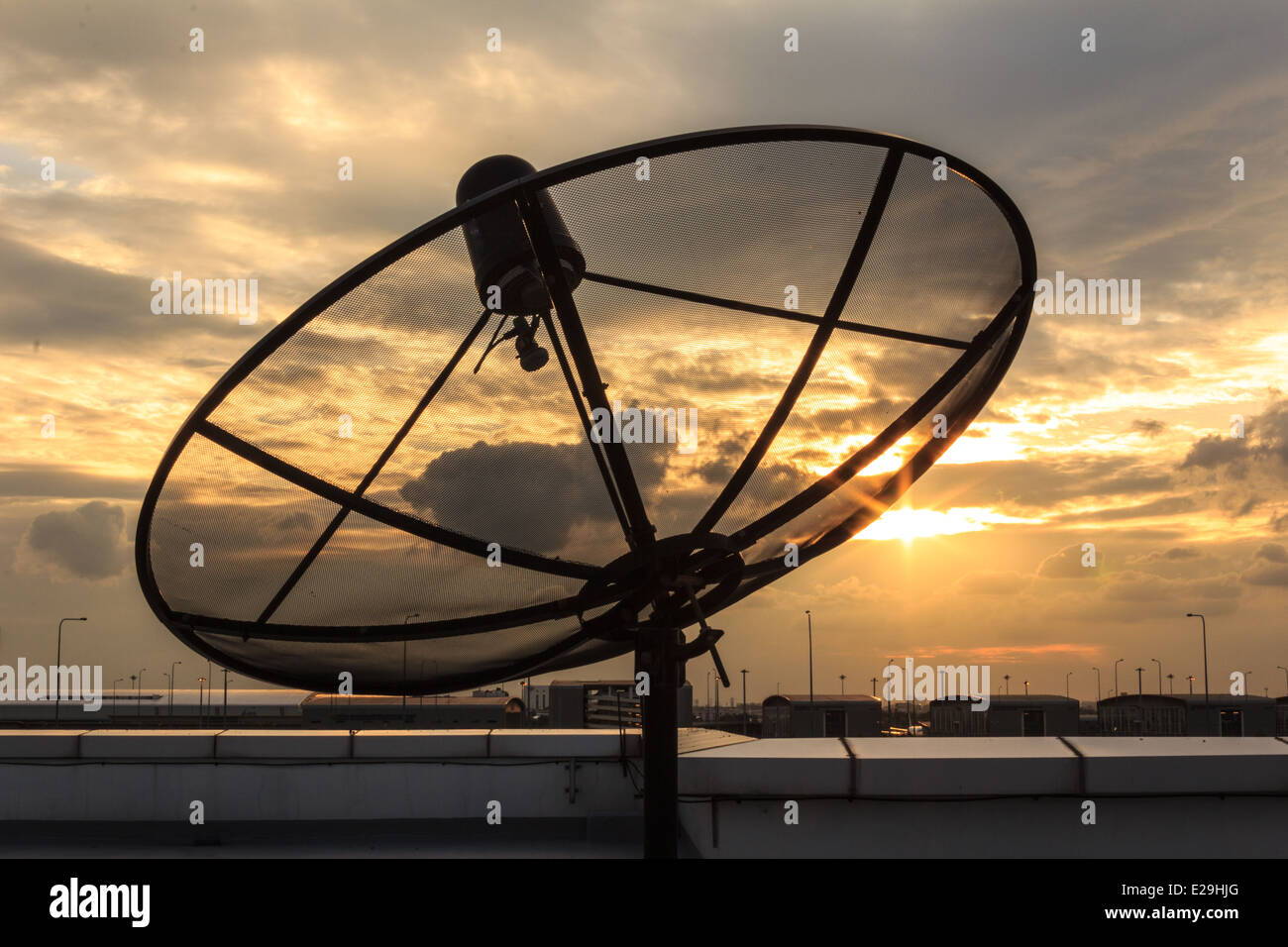 Translucent dish hi-res stock photography and images - Alamy