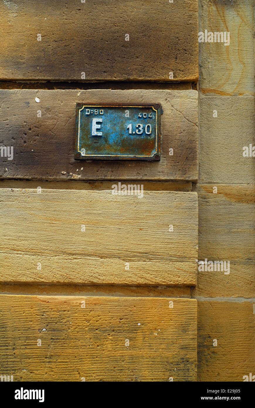 Brass plate on wall outside hi-res stock photography and images - Alamy