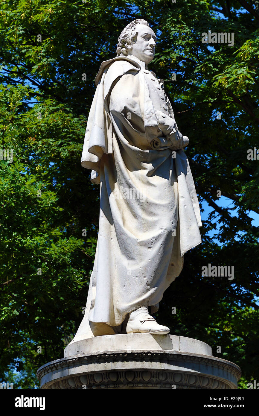 Johann Wolfgang Goethe Statue High Resolution Stock Photography and ...