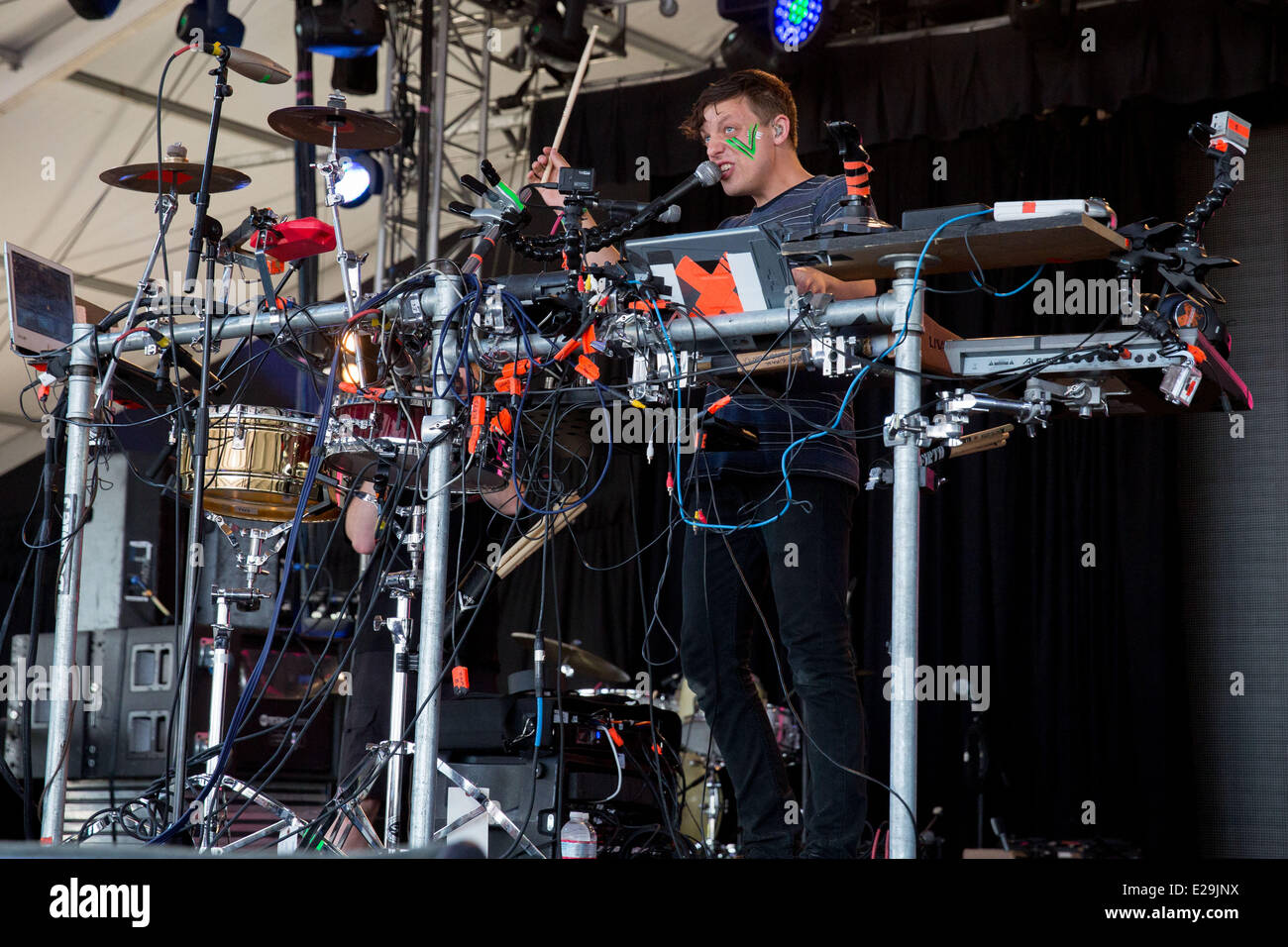 Manchester, Tennessee, USA. 12th June, 2014. Musician ROBERT DELONG ...