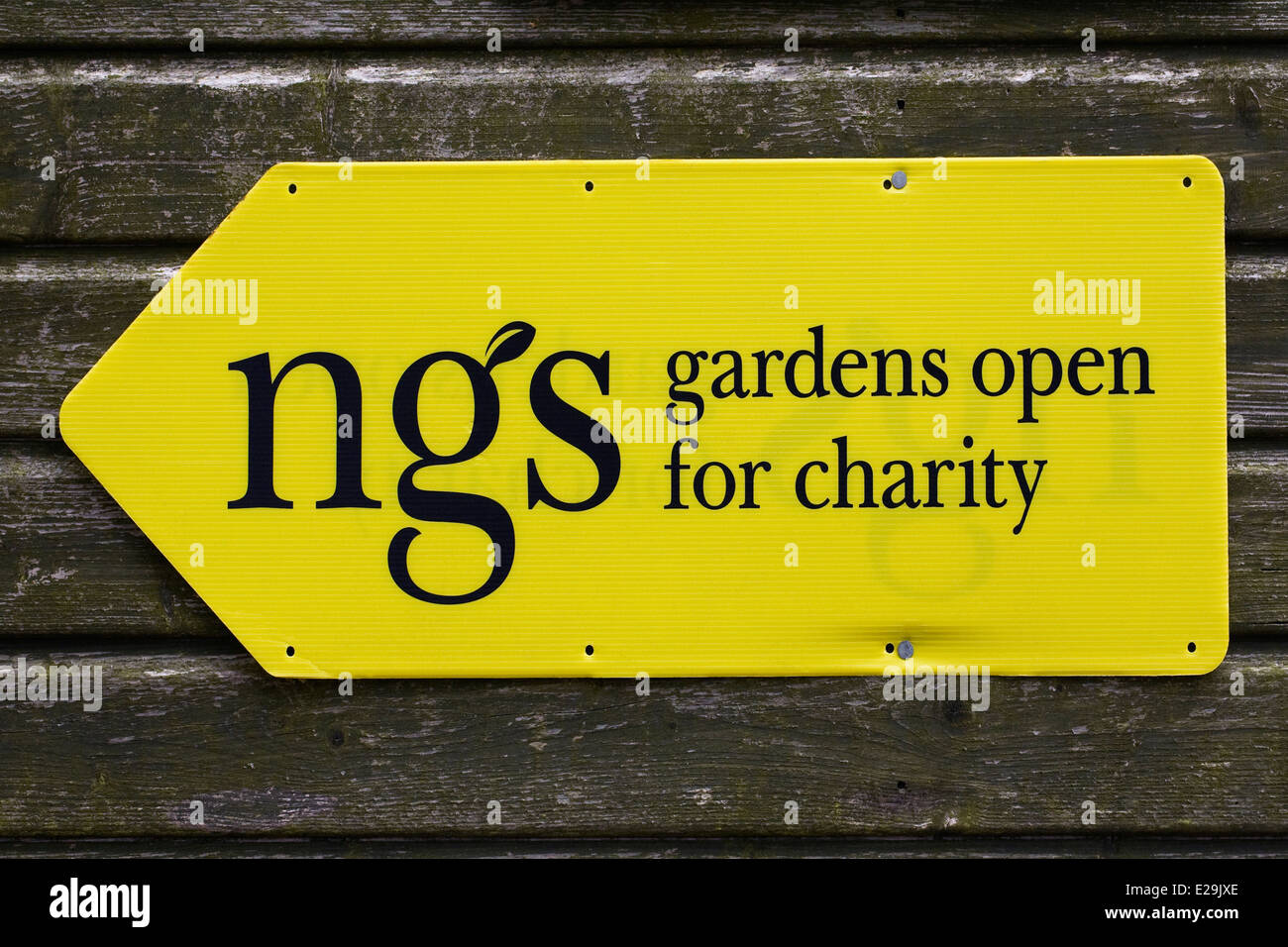 Ngs open gardens sign hi-res stock photography and images - Alamy