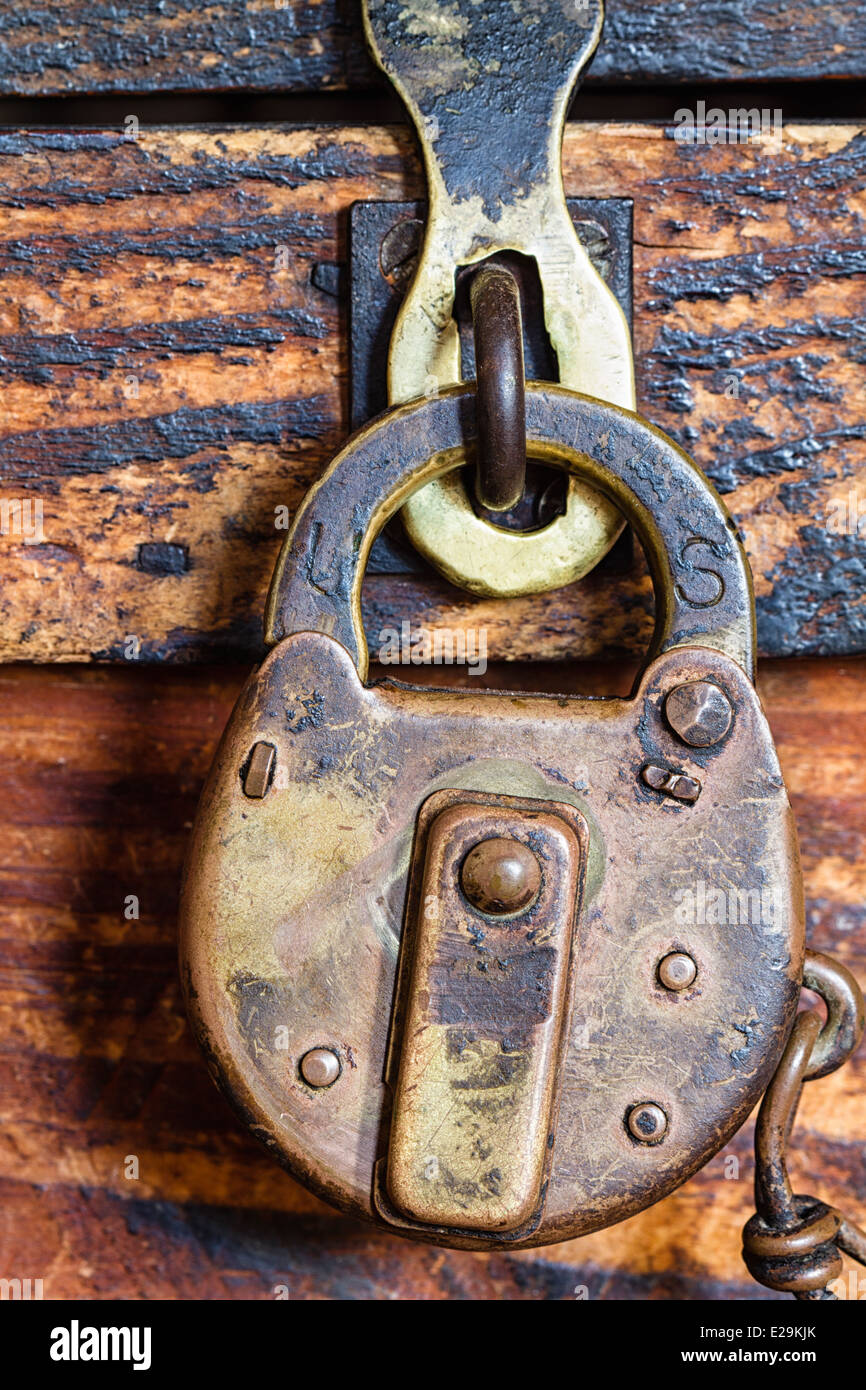 Military locker hi-res stock photography and images - Alamy