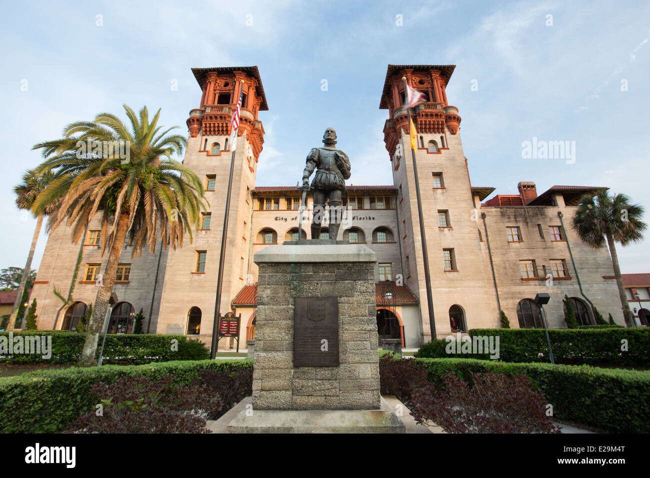 Pedro Menéndez de Avilés statue in front of the Lightner Museum ...