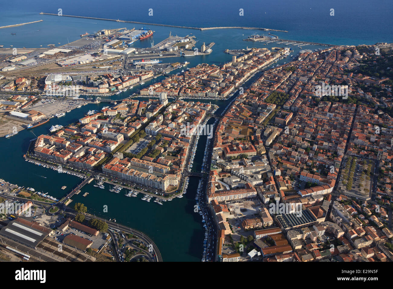 The city sete hi-res stock photography and images - Alamy