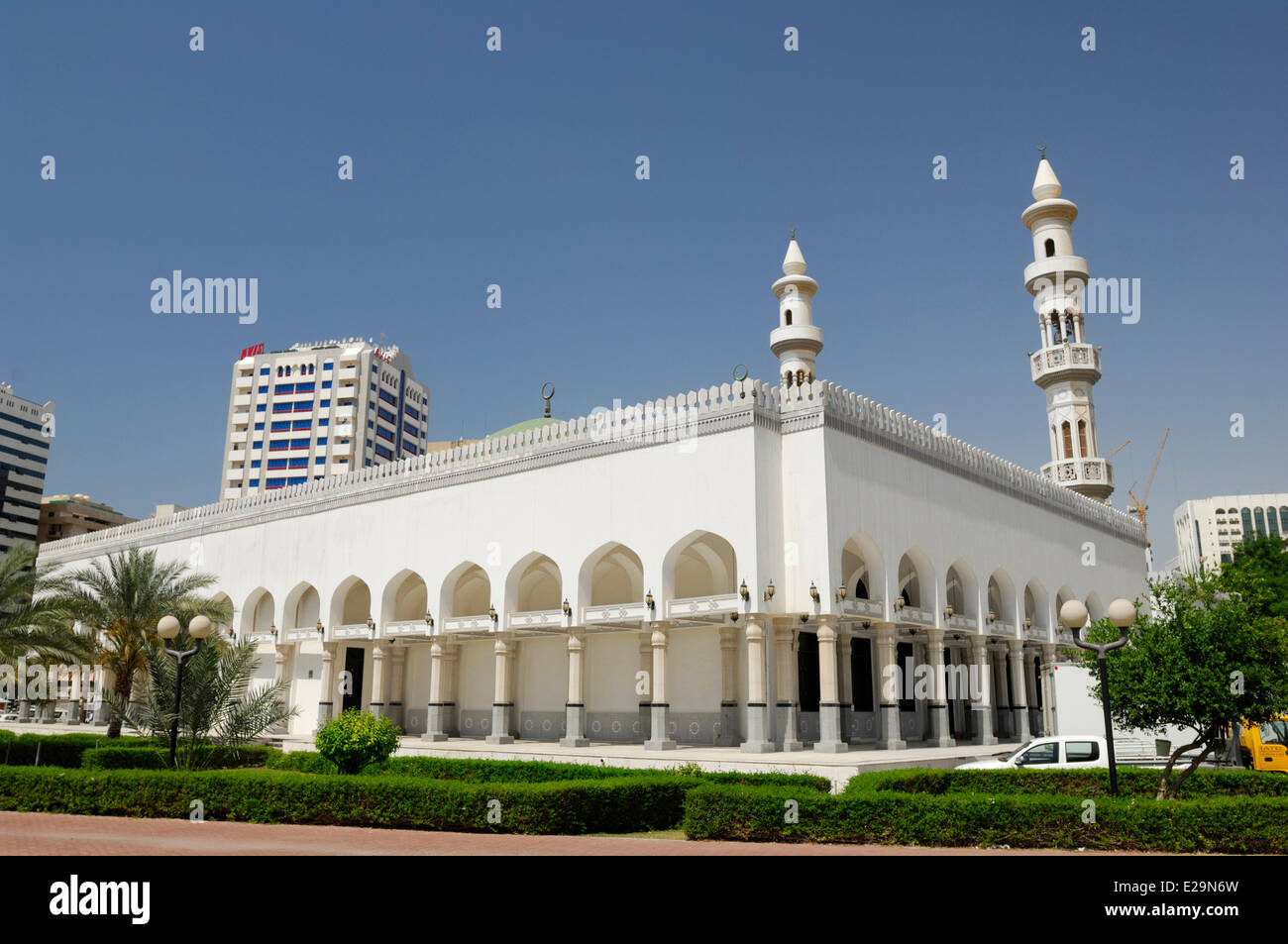 Sheikh khalifa mosque hi-res stock photography and images - Alamy