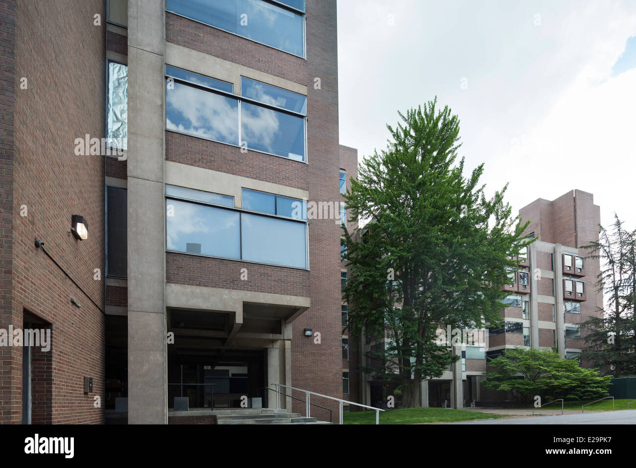 Richards Medical Research Laboratories