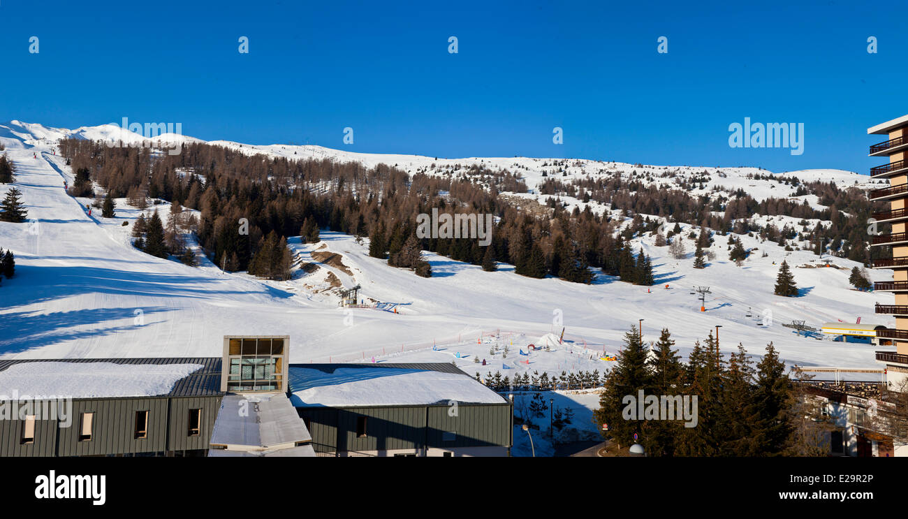France, Hautes Alpes, Southern Alps, ski resort of Super Devoluy Stock ...