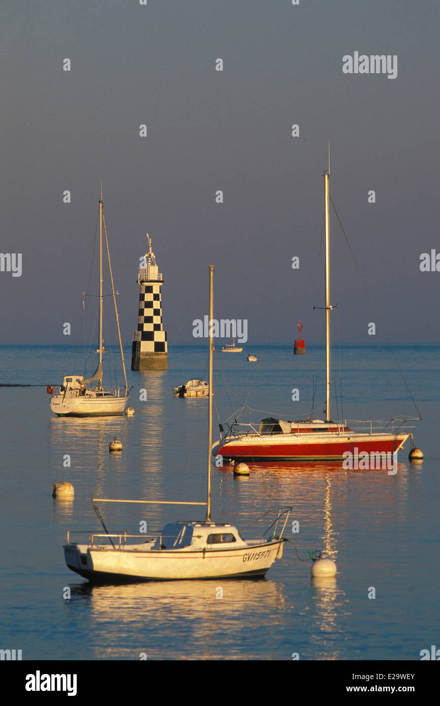 Perdrix lighthouse loctudy brittany france hi-res stock photography and images - Alamy