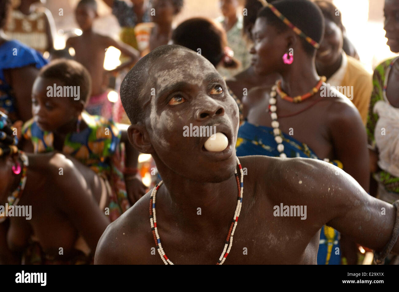 Vodoo ceremony hi-res stock photography and images - Alamy