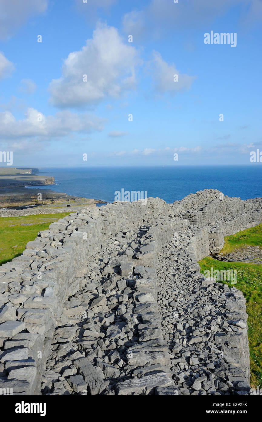 Ireland, County Galway, Aran Islands, Inishmore, Dun Aengus (Dun ...