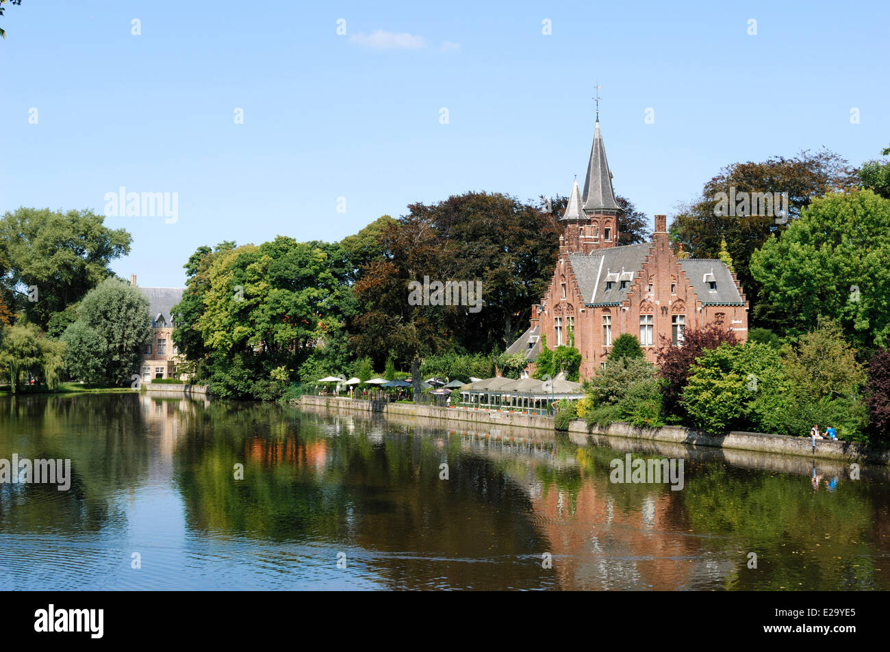 Belgium, Western Flanders, Bruges, castle and restaurant on the edge of ...