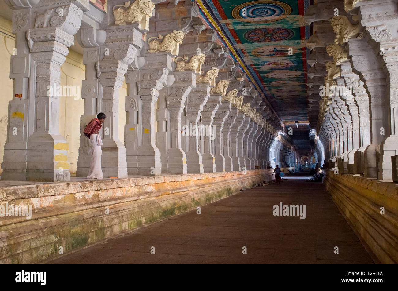 Rameswaram temple hi-res stock photography and images - Alamy