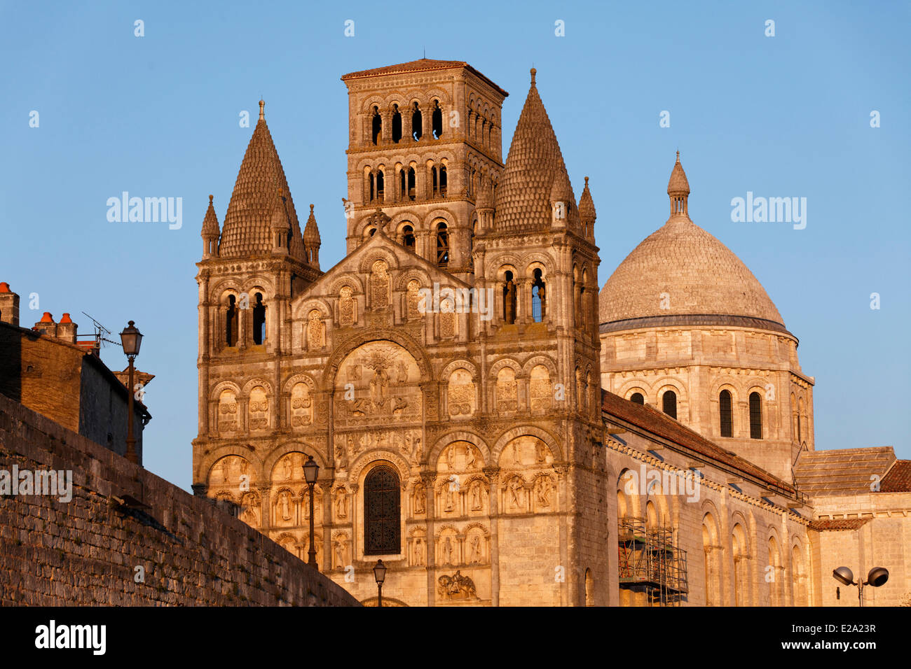 Angoulême cathedral bell tower hi-res stock photography and images - Alamy