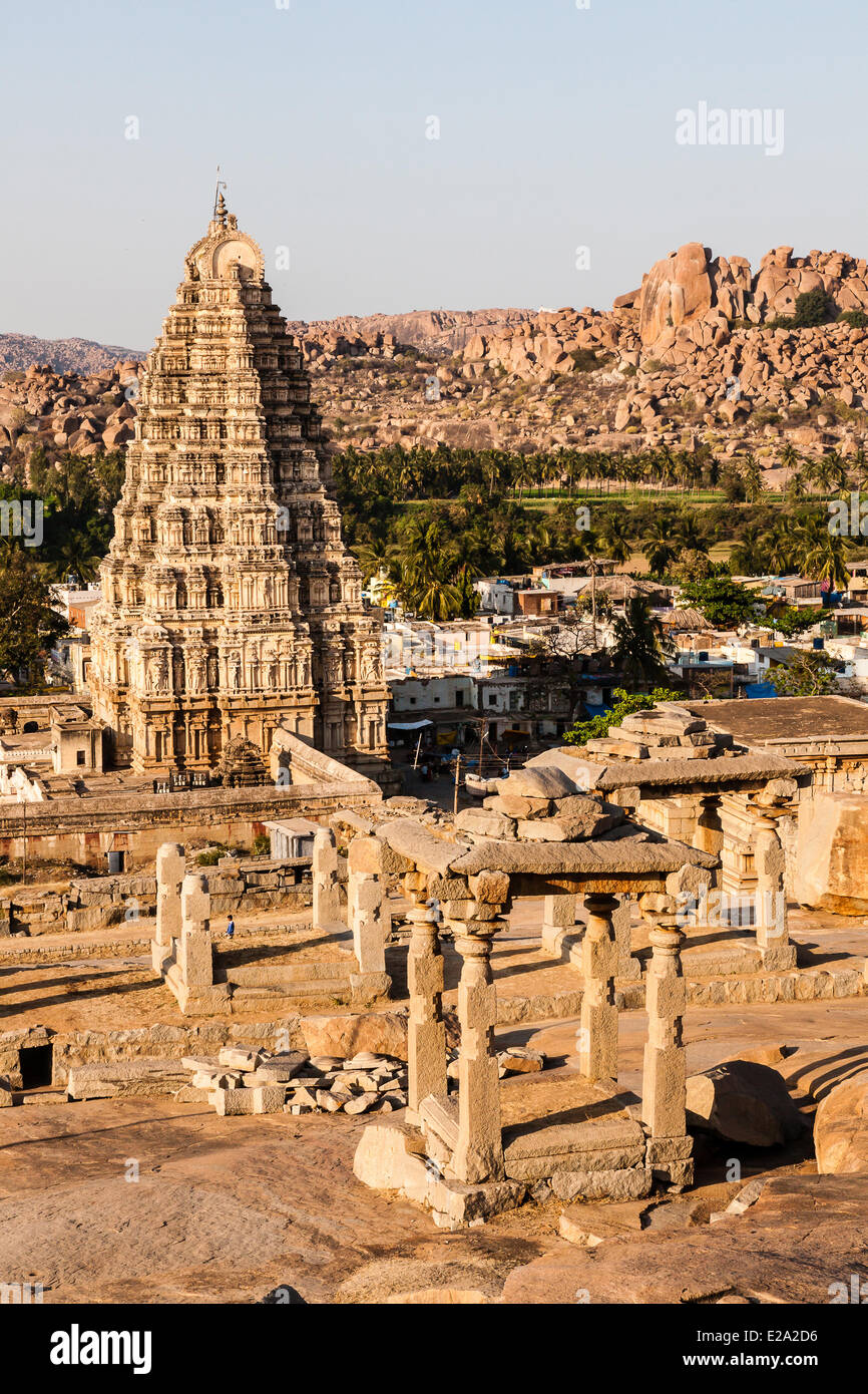 India, Karnataka state, Hampi, Virupaksha (Shiva avatar) temple, listed ...