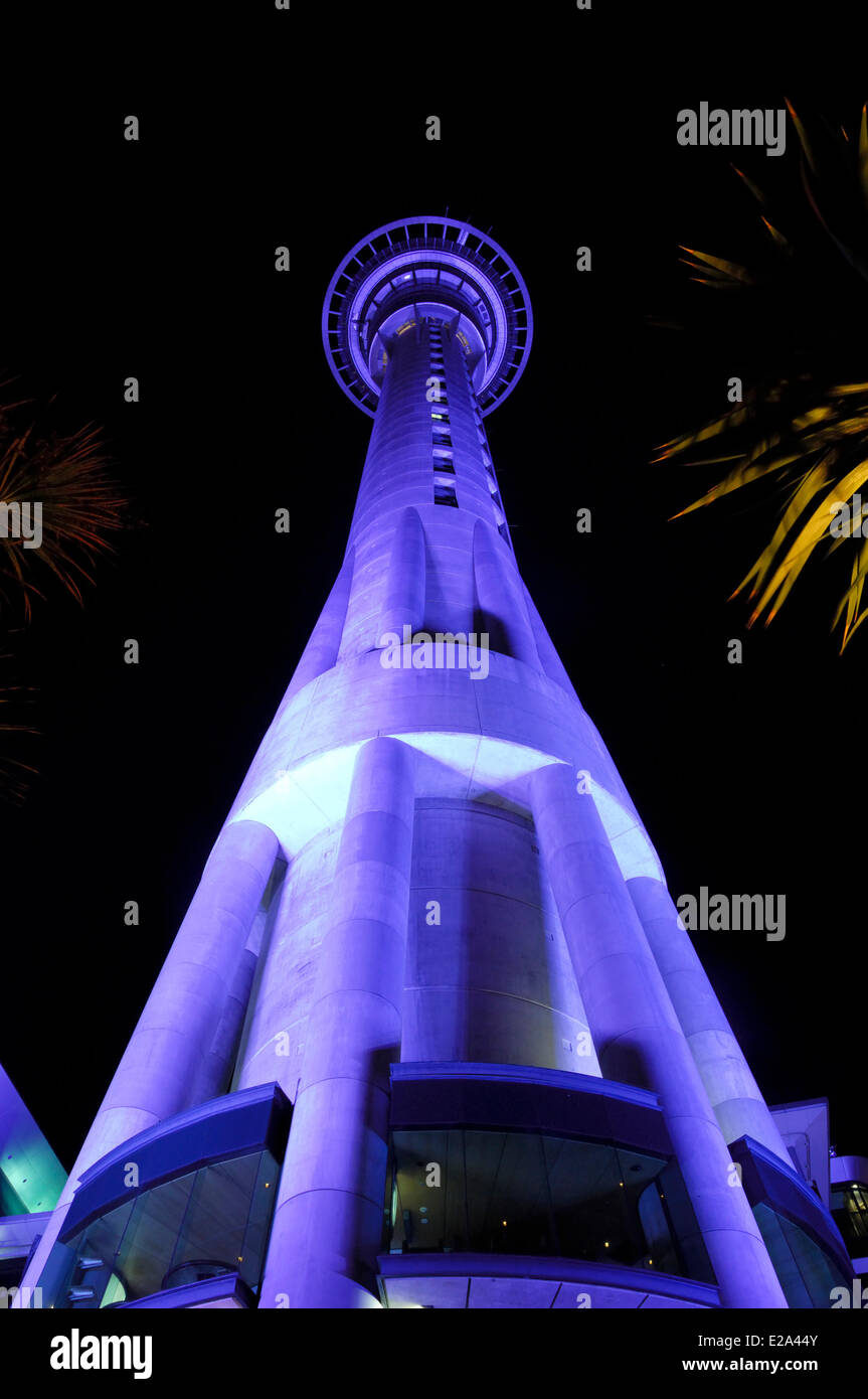 New Zealand, North Island, Auckland, Sky Tower by night Stock Photo - Alamy