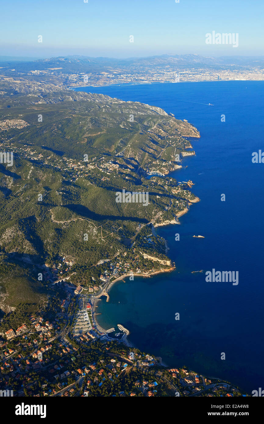 France, Bouches du Rhone, The Blue Coast, Carry le Rouet, Rouet beach ...