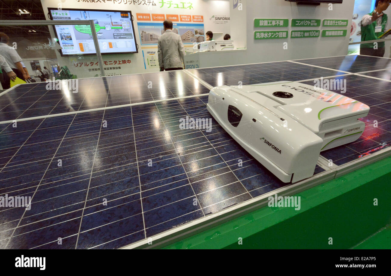 Tokyo, Japan. 18th June, 2014. A prototype self-propelled solar panel ...
