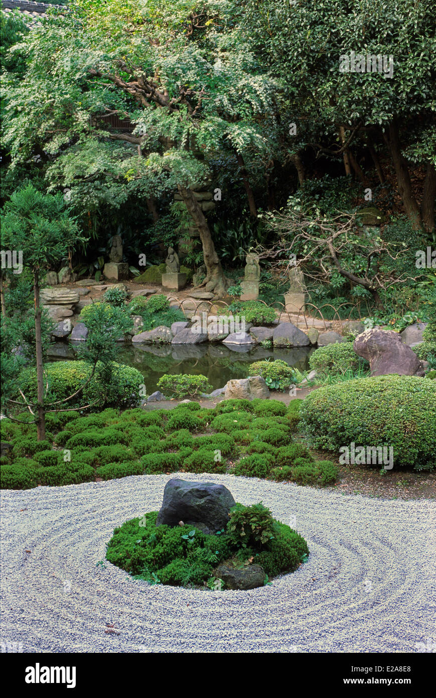 Kamakura Zen Garden Stock Photos & Kamakura Zen Garden Stock Images - Alamy