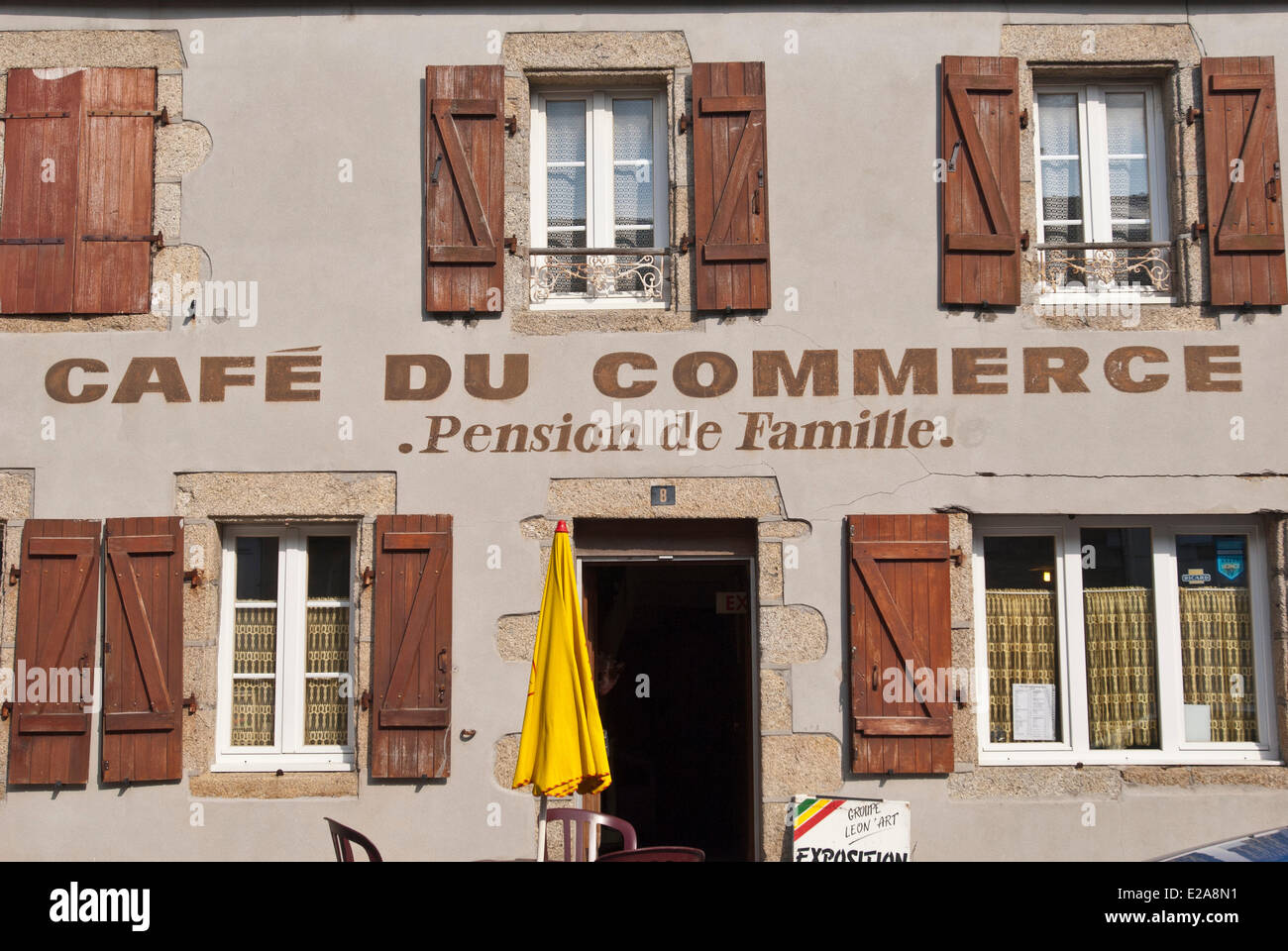 Boarding house hi-res stock photography and images - Alamy