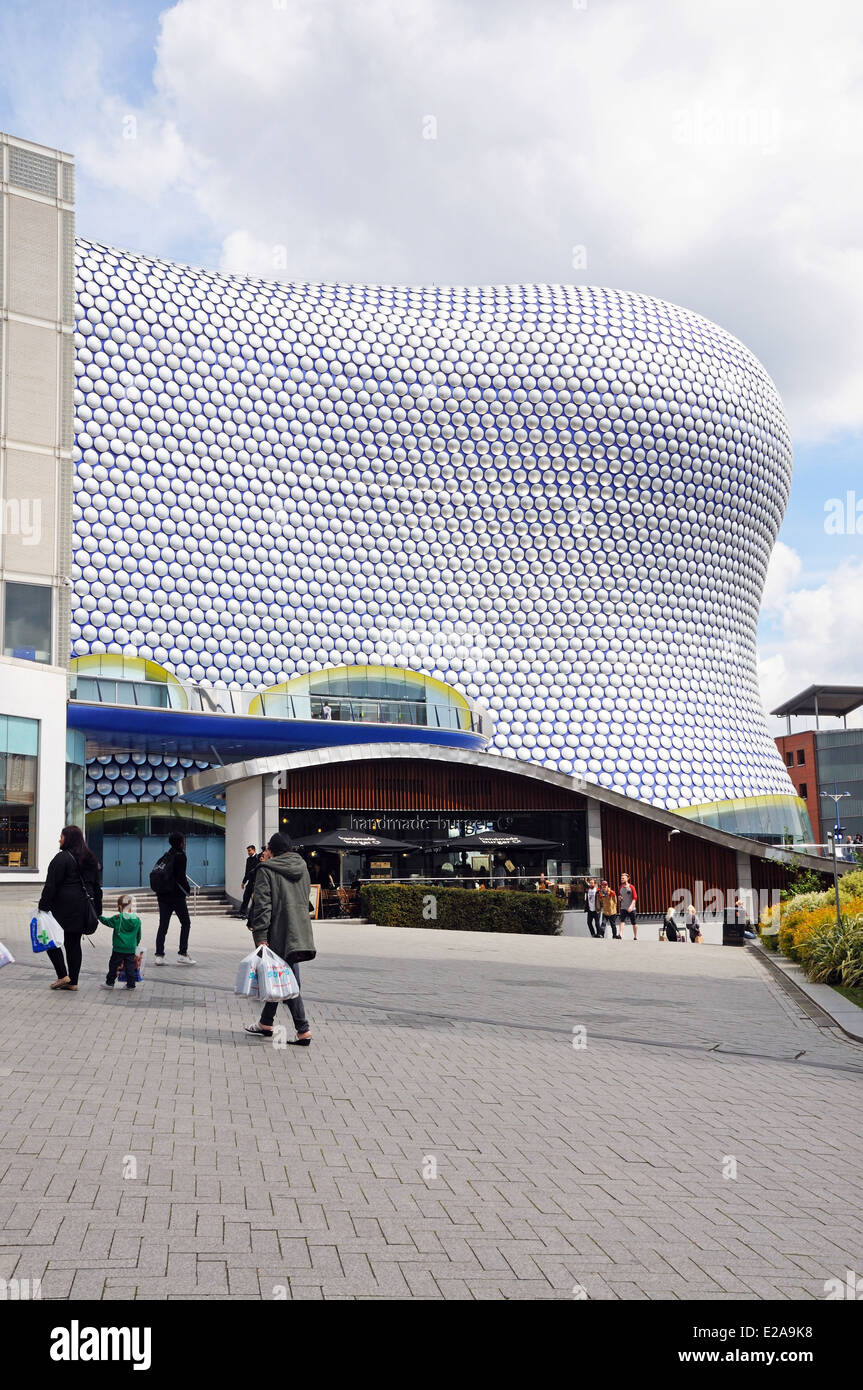 Selfridges building in the Bullring Shopping Centre, Birmingham ...