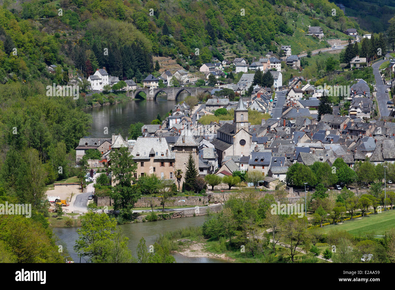 France entraygues sur truyere hi-res stock photography and images - Alamy