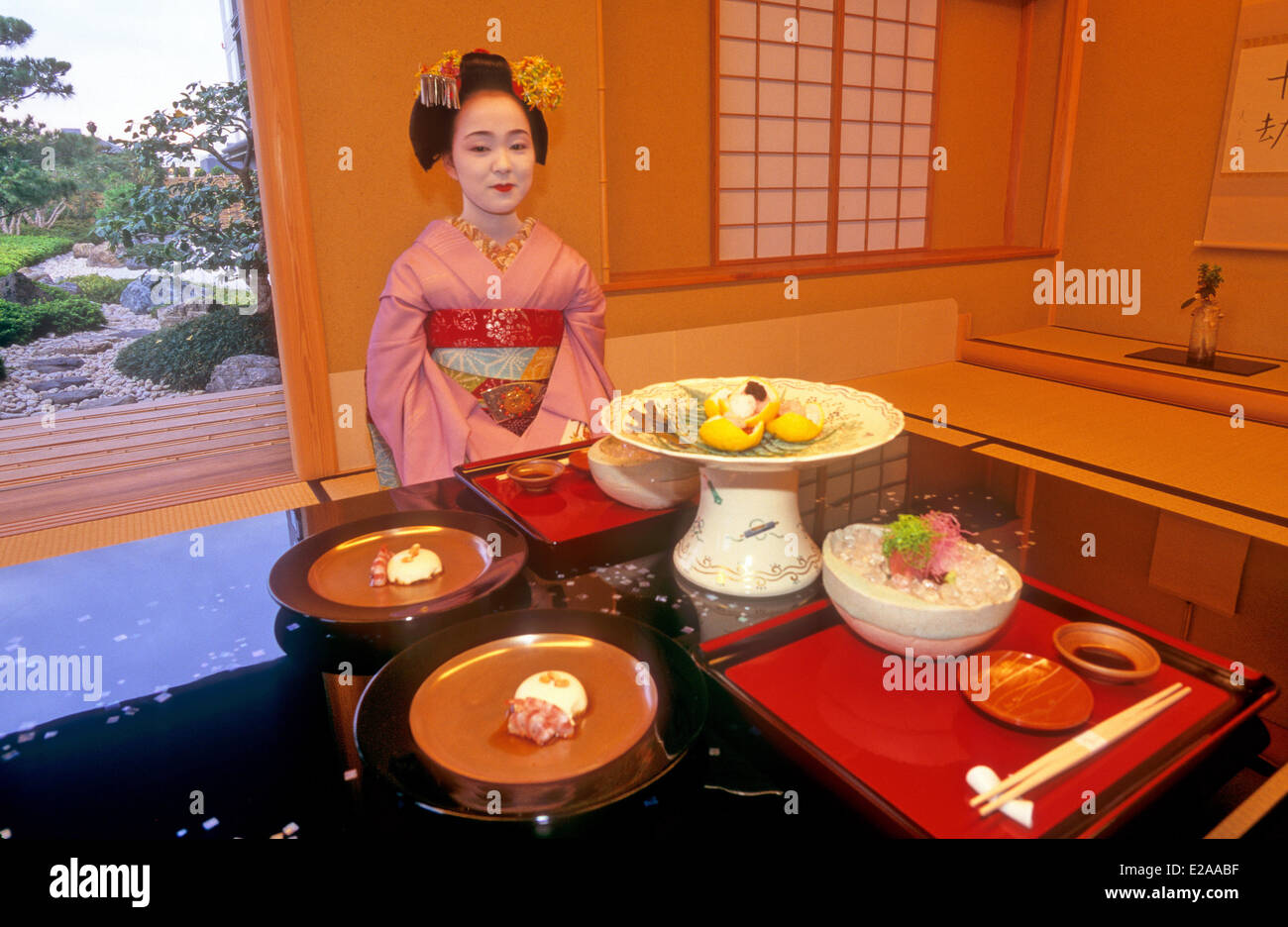 Japan, Honshu island, Kyoto, meals of a Geisha Stock Photo - Alamy
